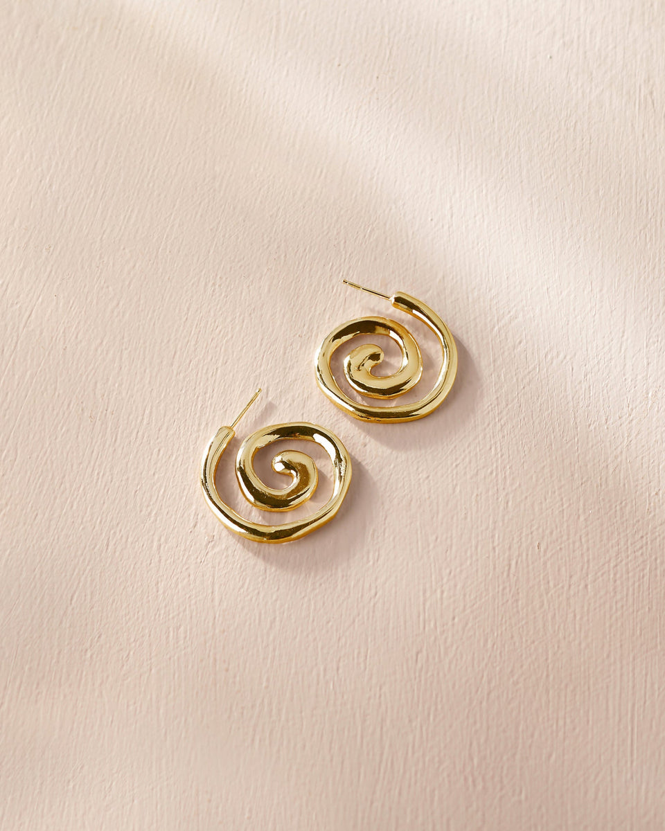 Petite Spiral Hoops – by ren